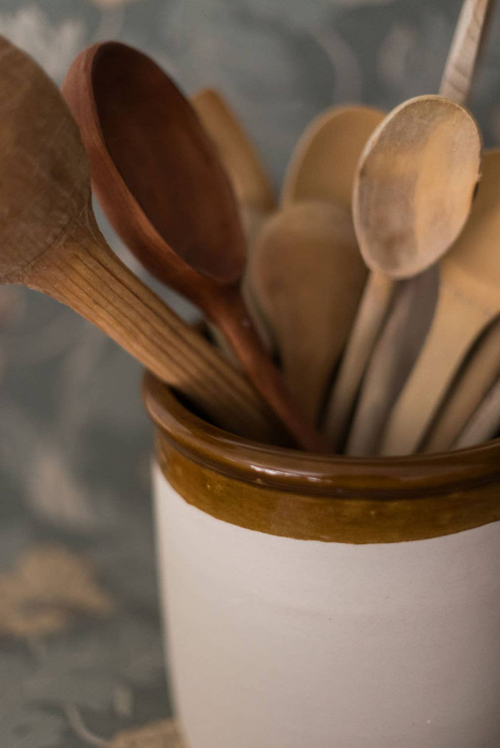 Ceramic Utensil Crock – Shop Holly J Home- Formerly Evolution Home Decor